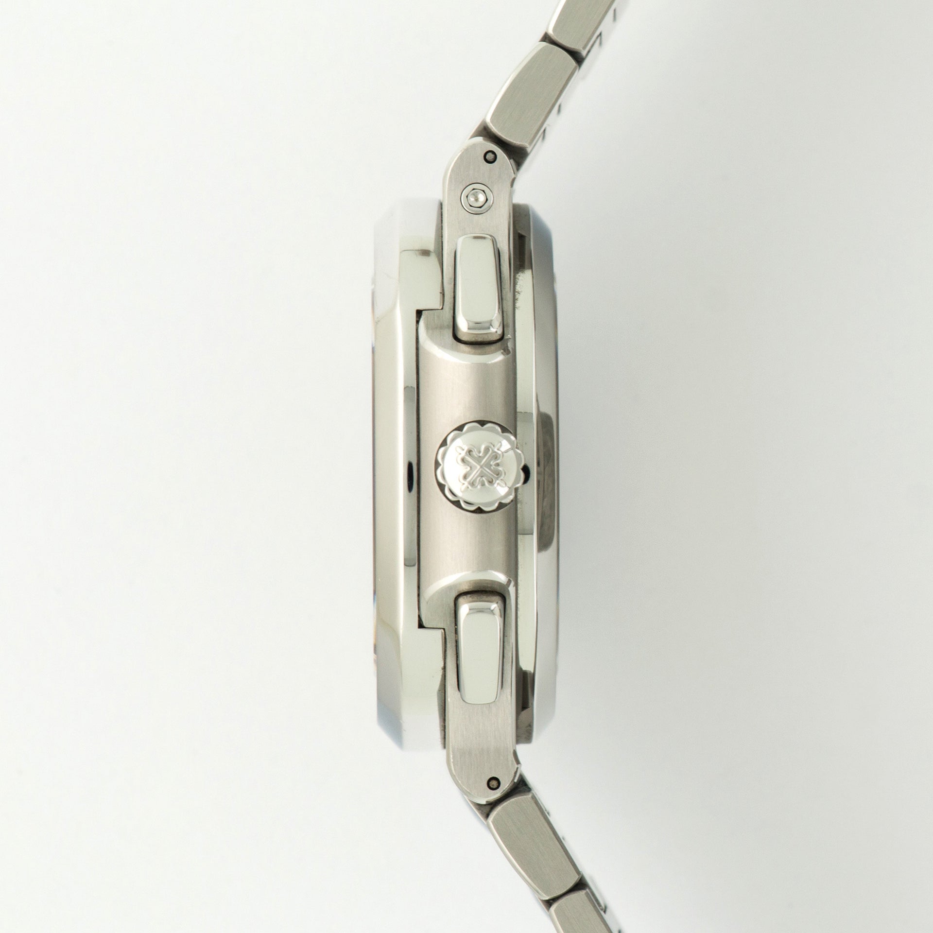 Patek Philippe Nautilus Chronograph 5990/1A Steel – The Keystone Watches